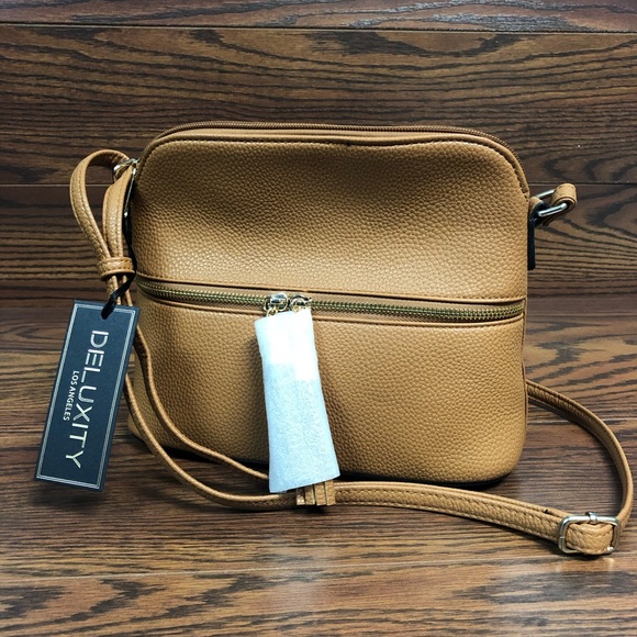 Deluxity | Bags | Deluxity Crossbody Bag | Poshmark